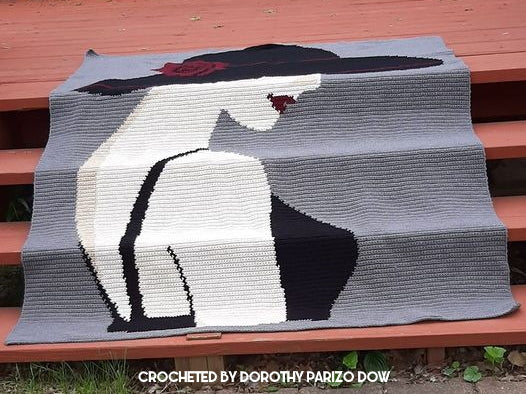 Red Rose Hat Lady Crochet Graphghan Pattern – Geeky Graphghans